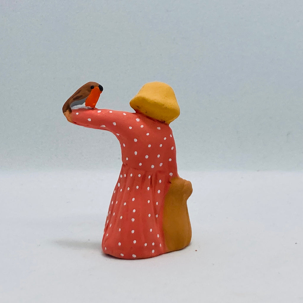 Léa la fillette au rouge gorge – Santons de la Forest